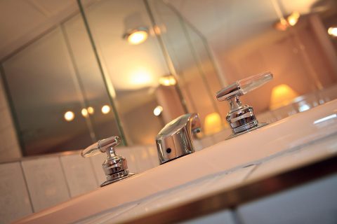 Jacuzzi Room - Mcintosh Country Inn & Conference Centre